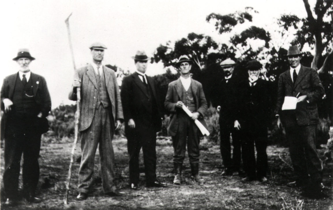 Alexander Victor ‘Bill’ Lyon (1886-1962) – CSIROpedia